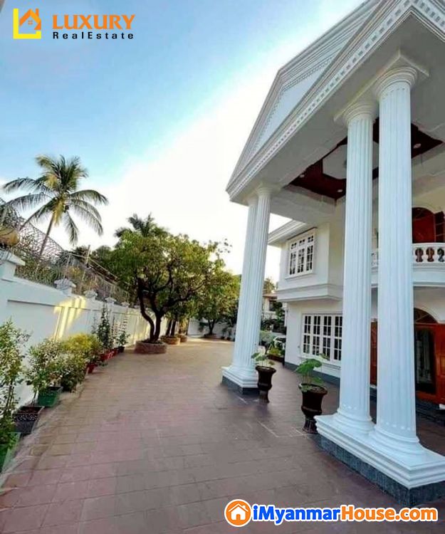 ခမ်းနားထည်ဝါသော_အဖြူရောင်_စံအိမ်ကြီးတစ်လုံး_ပိုင်ဆိုင်လိုပါသလား? - For ...