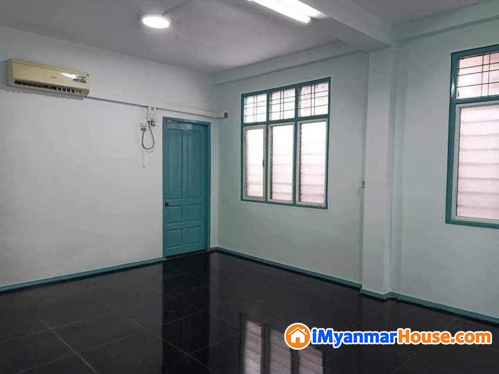 Hlaing Township Apartment For Sale (1 Bedroom) - ရောင်းရန် - လှိုင ...
